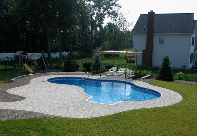 MT Lake - North Eastern Pool & Spa